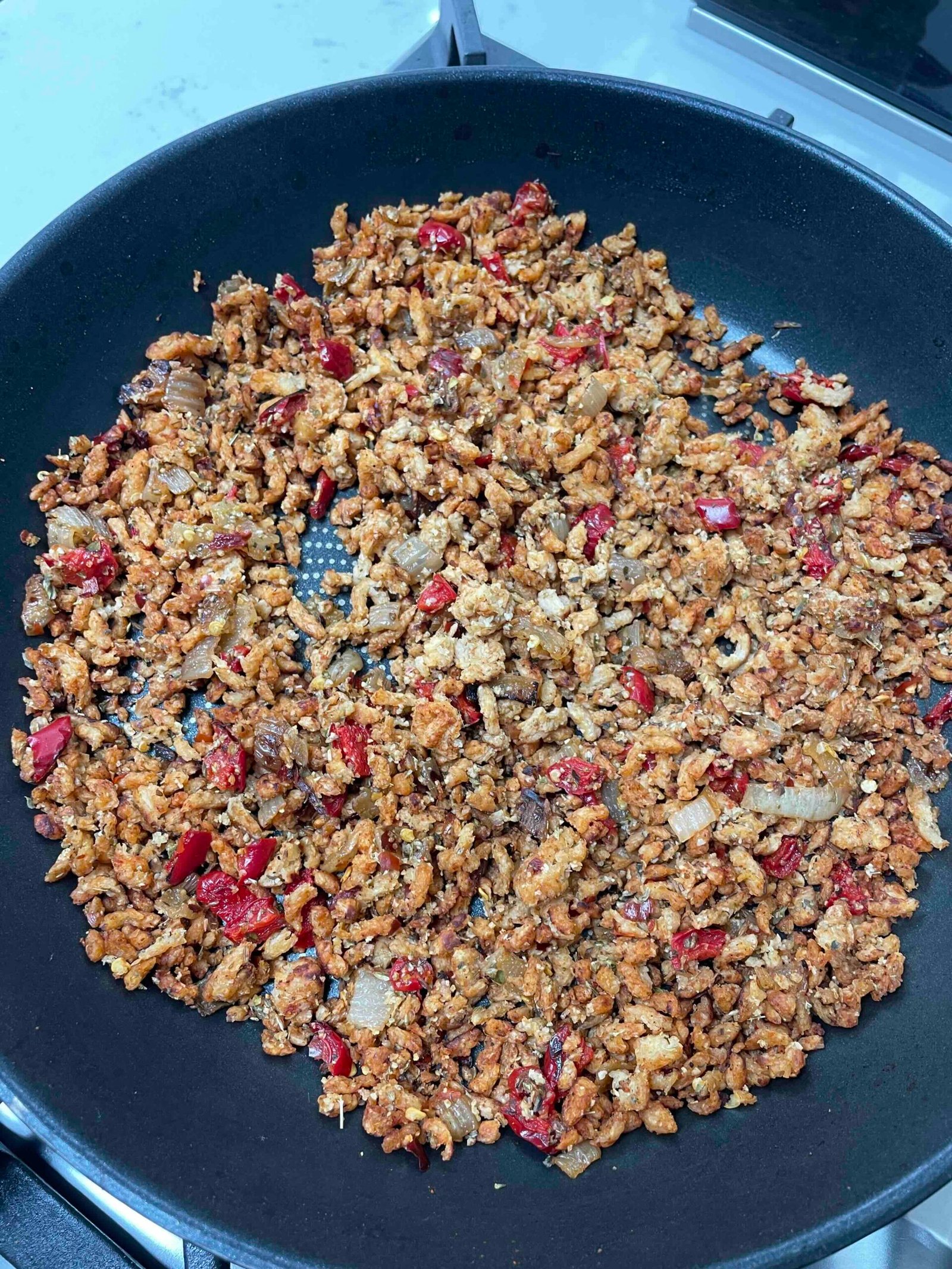 Mexican Style Loaded Fries with Vegan Chicken Mince - Slimming World ...